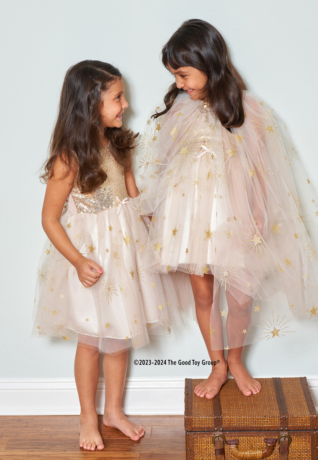 Golden Glam Party Cape - Size 4/6 – Franklin's Toys